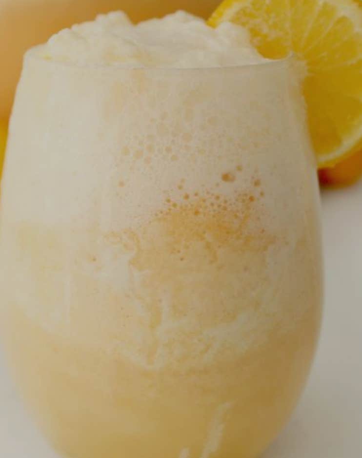 50 Best Party Drinks Of All Time For All Seasons Yourtango